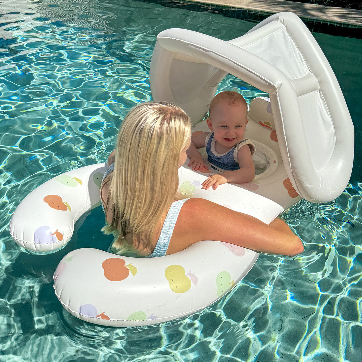 SUNNYLiFE - Float Together Baby Seat Apple Sorbet Multi - White